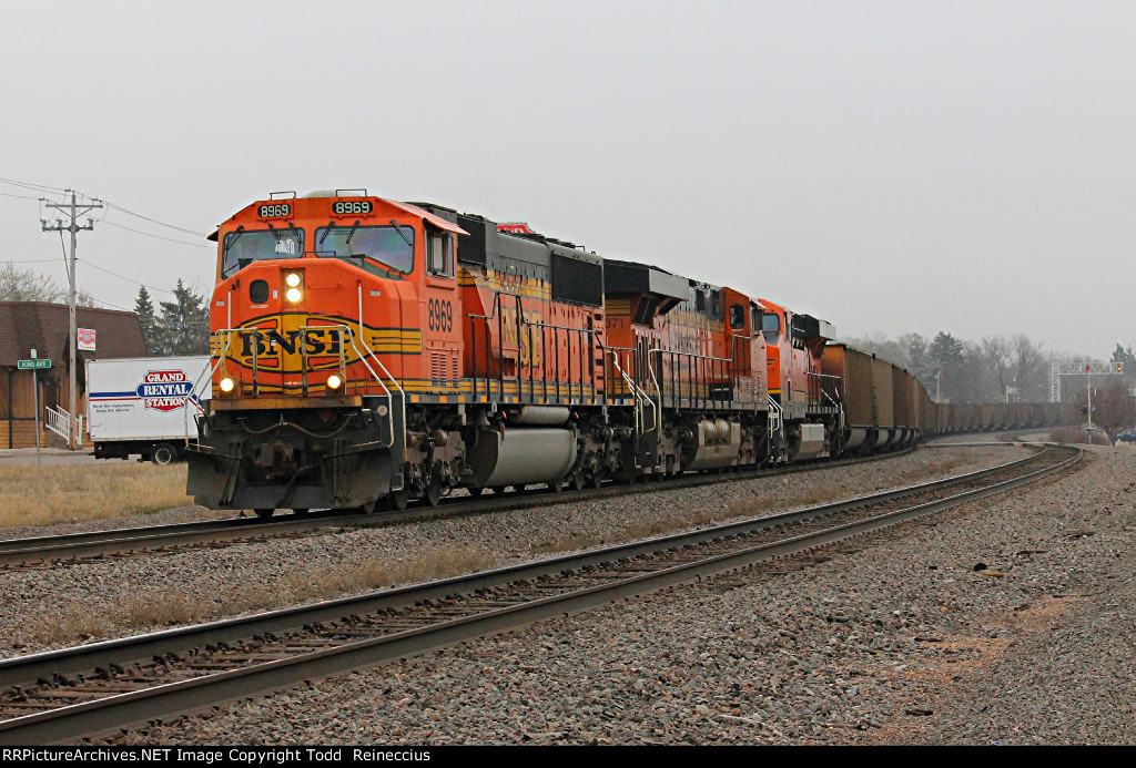 BNSF 8969